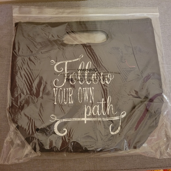 thirty-one | Bags | Thirty One 3 Gifts Goto Thermal Tote 58a Follow ...